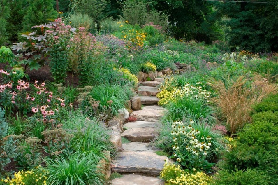 15 Most Exquisite Landscape Steps on a Slope to Accentuate Your Garden ...