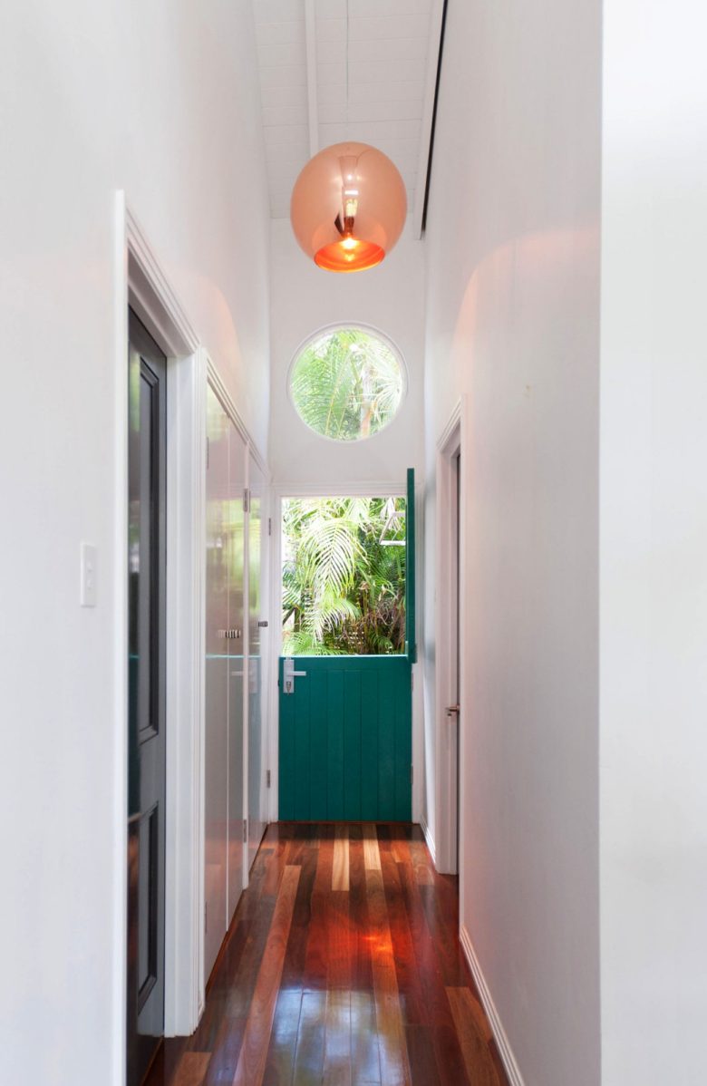 15 Impressive Hallway Door Ideas to Connect Your Rooms Nicely – La Urbana